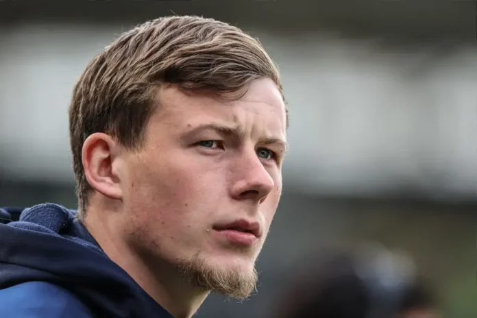 Wolves front-runners for Rangers target as stopper weighs up options